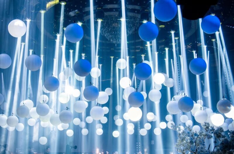 VENUES | Explora, descubre y reserva en increíbles experiencias.