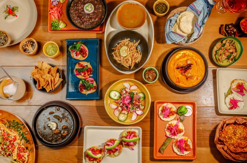 Reservación de Mesa para Restaurante AZIA Guadalajara